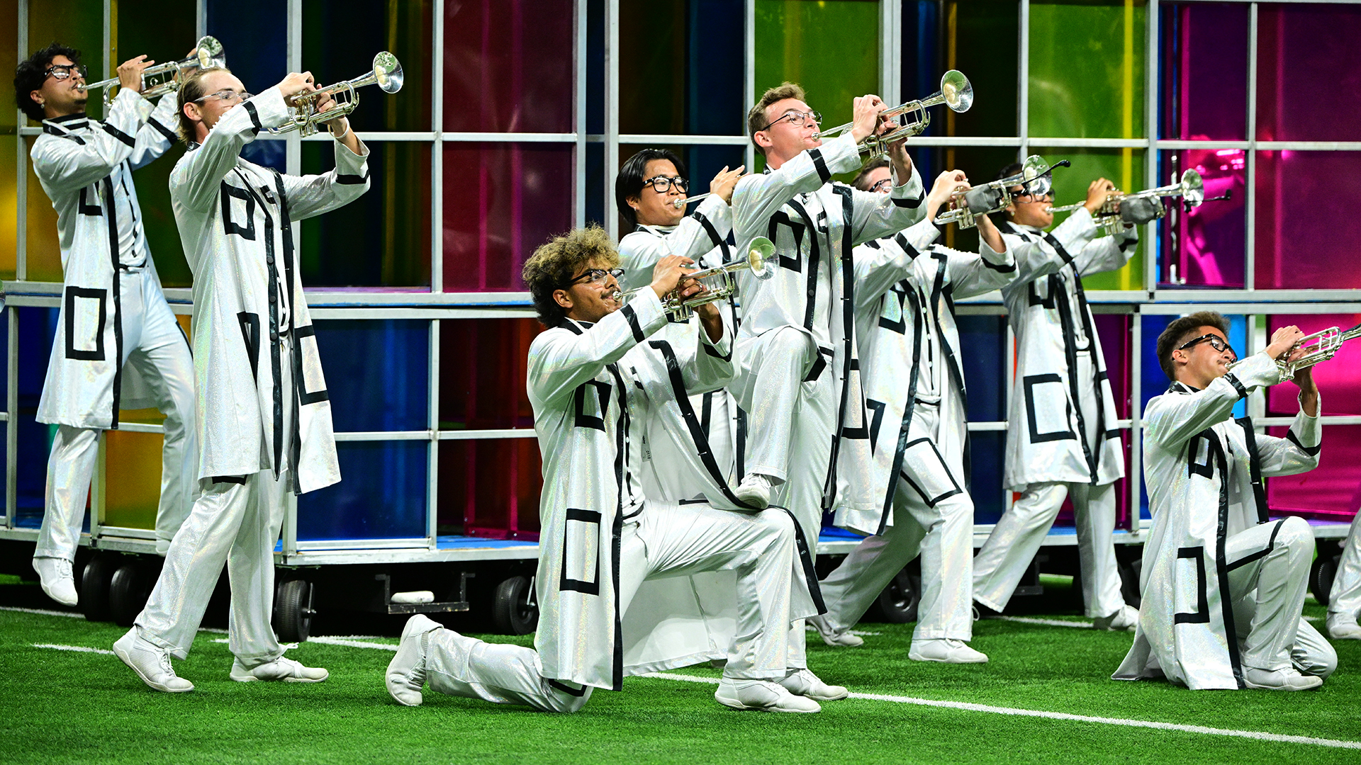 Record-breaking Boston leads loaded field in San Antonio